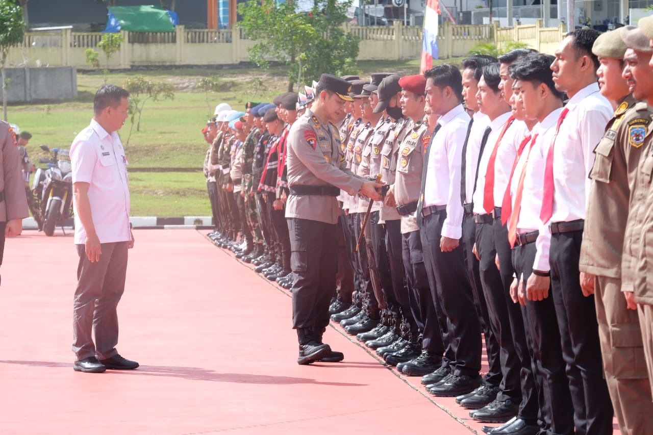 Kapolda Kaltara Pimpin Apel Gelar Pasukan Operasi Ketupat Kayan Tahun 2024 - Kaltara Aktual