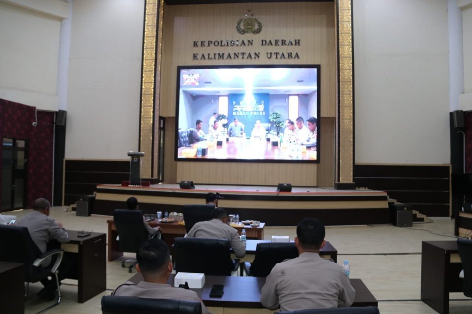 Kapolda Kaltara beserta Jajaran Ikuti Zoom Meeting Forum Belajar bersama dari Posko Presisi ...